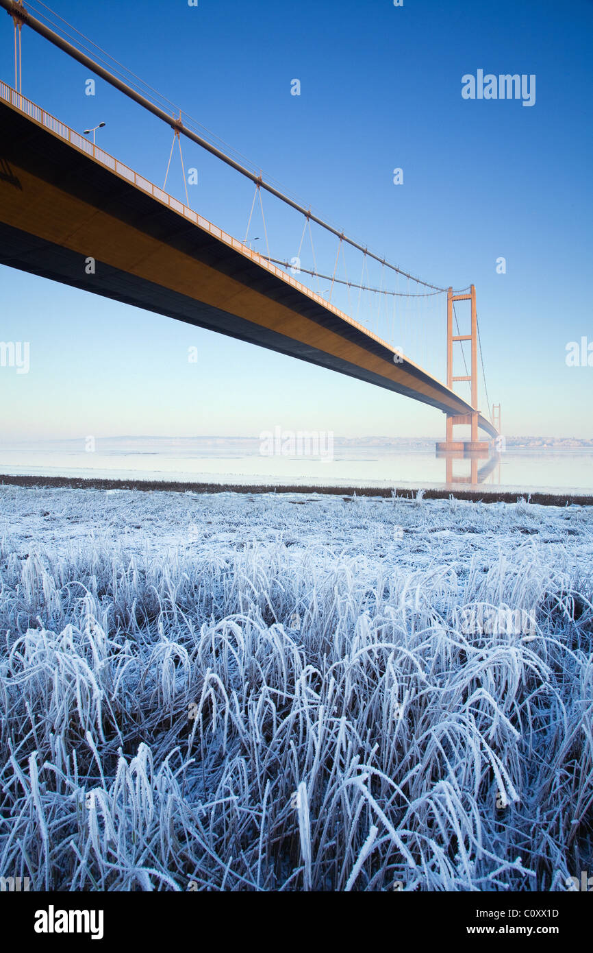 The Humber Bridge on a winter day Stock Photo - Alamy