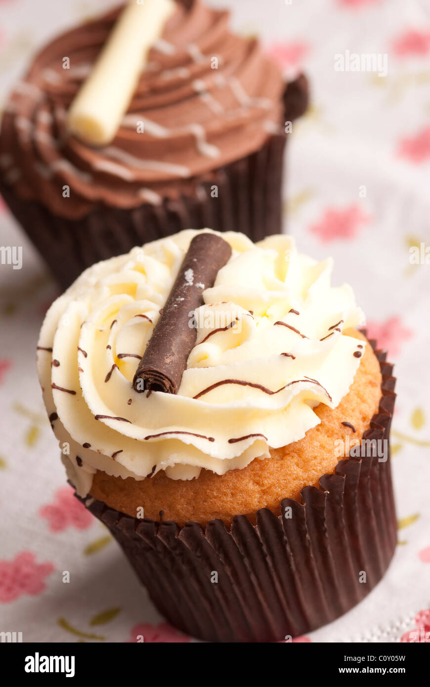 Delicious chocolate cupcakes topped hi-res stock photography and images ...