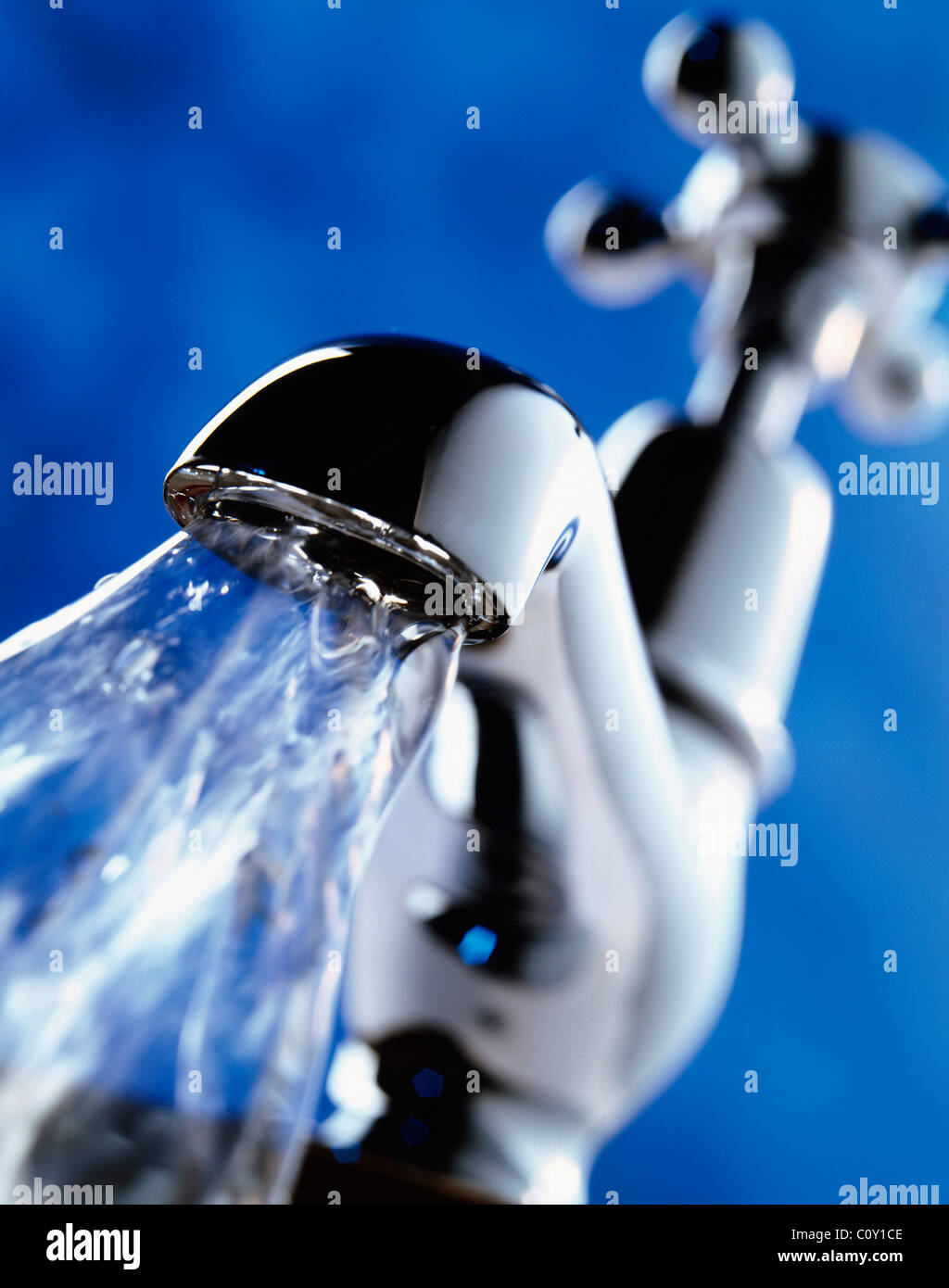 Blue faucet hi-res stock photography and images - Alamy
