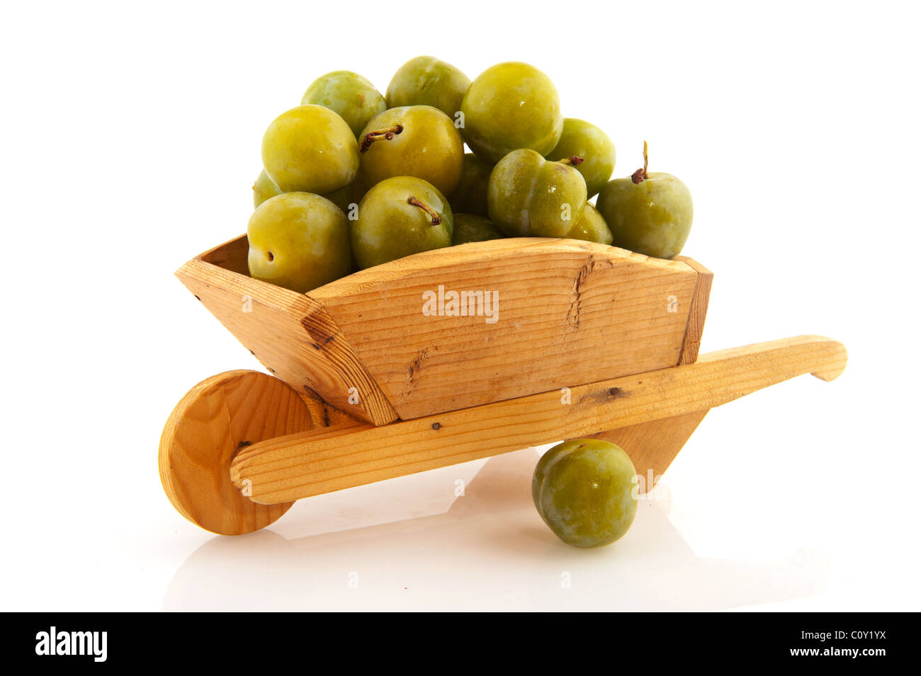 Wheel barrow of fruit hi-res stock photography and images - Alamy