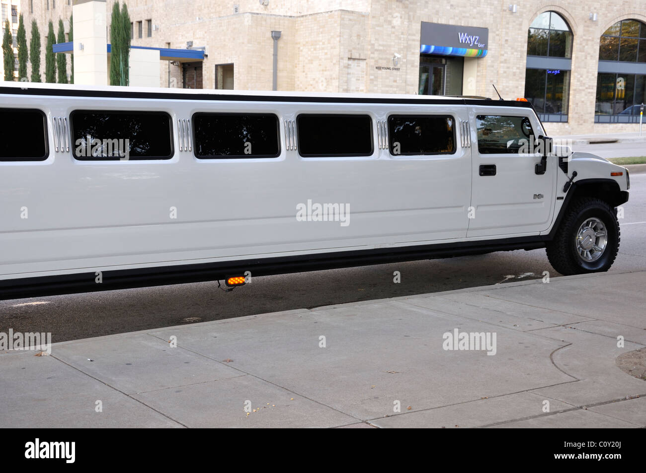 Stretch hummer car hi-res stock photography and images - Alamy