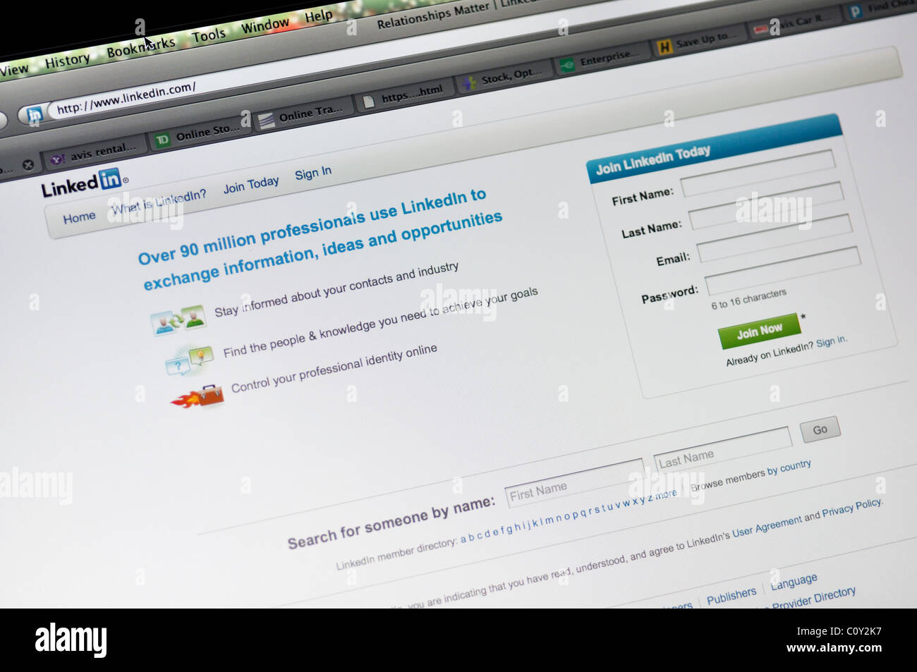 Linkedin website screenshot hi-res stock photography and images - Alamy