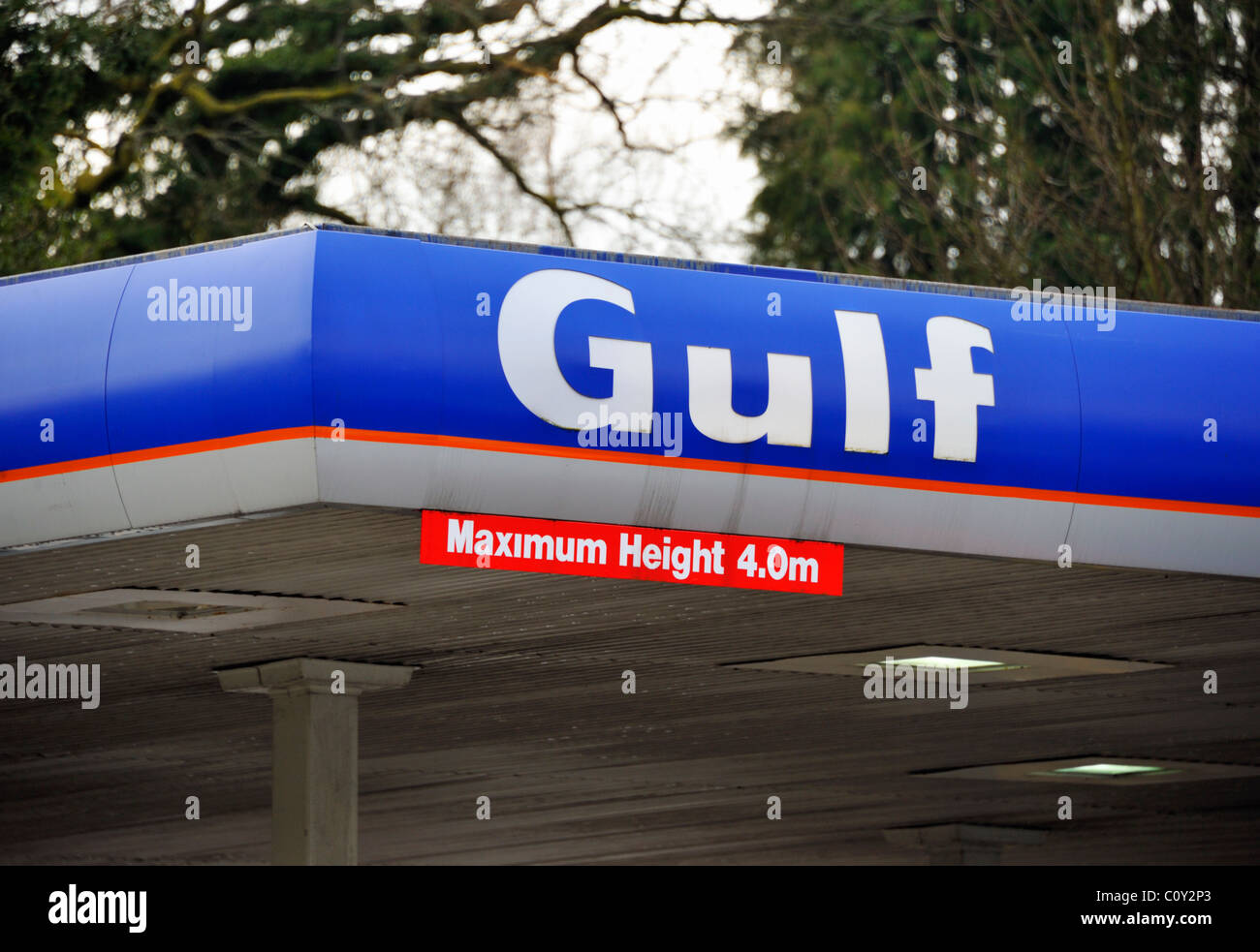 Gulf petrol filling station hi-res stock photography and images - Alamy