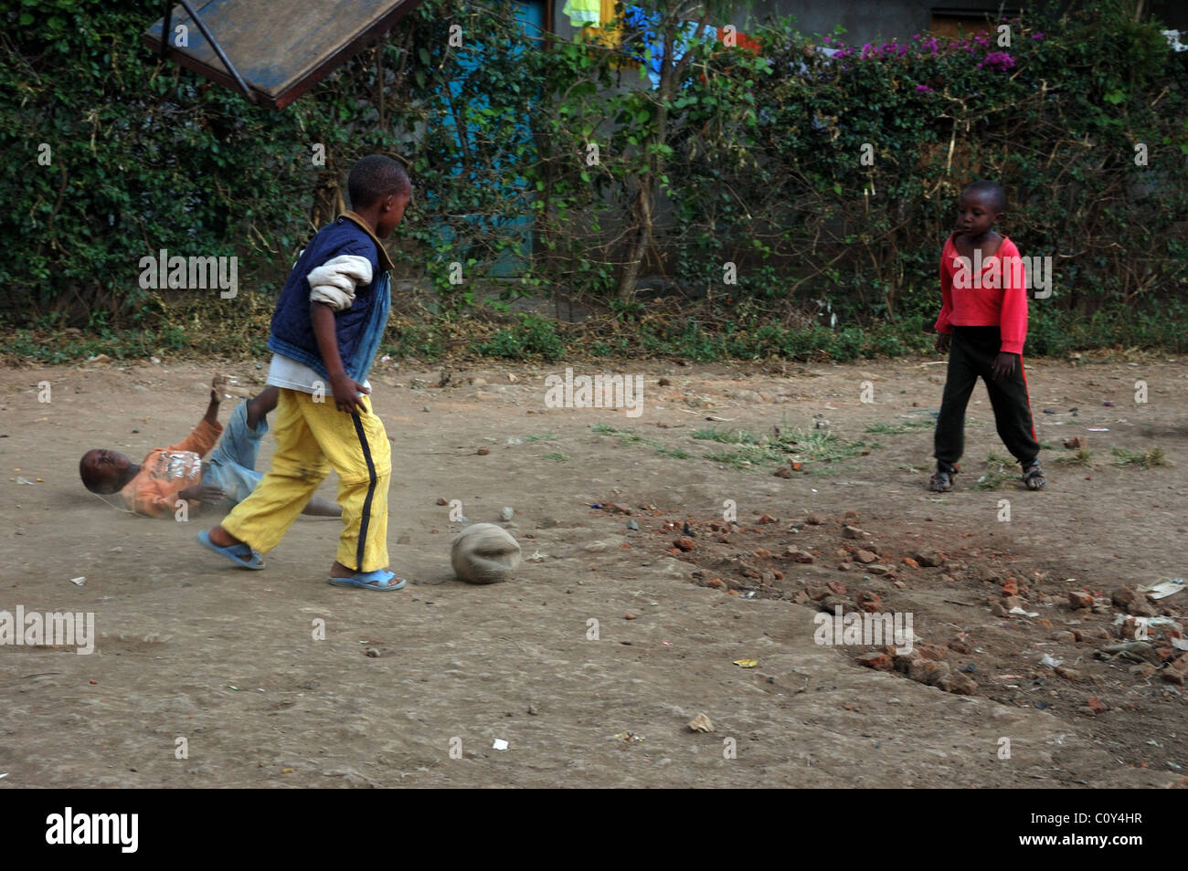 African children playing river hi-res stock photography and images - Alamy