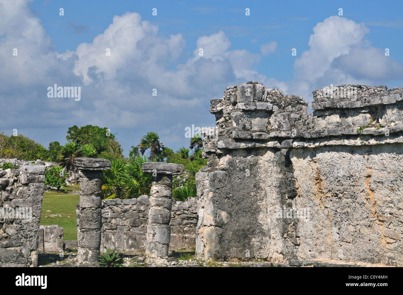 Ruins and beach at Tulum, Mexico Stock Photo - Alamy