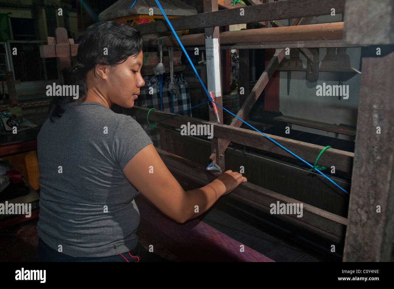 Weave weaving tradition hi-res stock photography and images - Alamy
