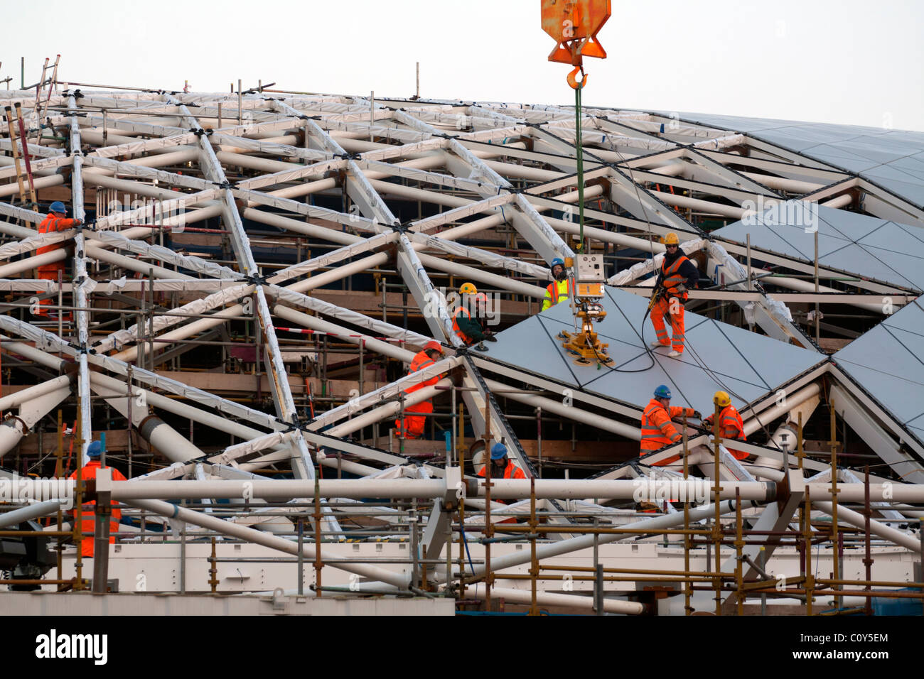 New Western Concourse Construction - Kings Cross Station - London Stock ...