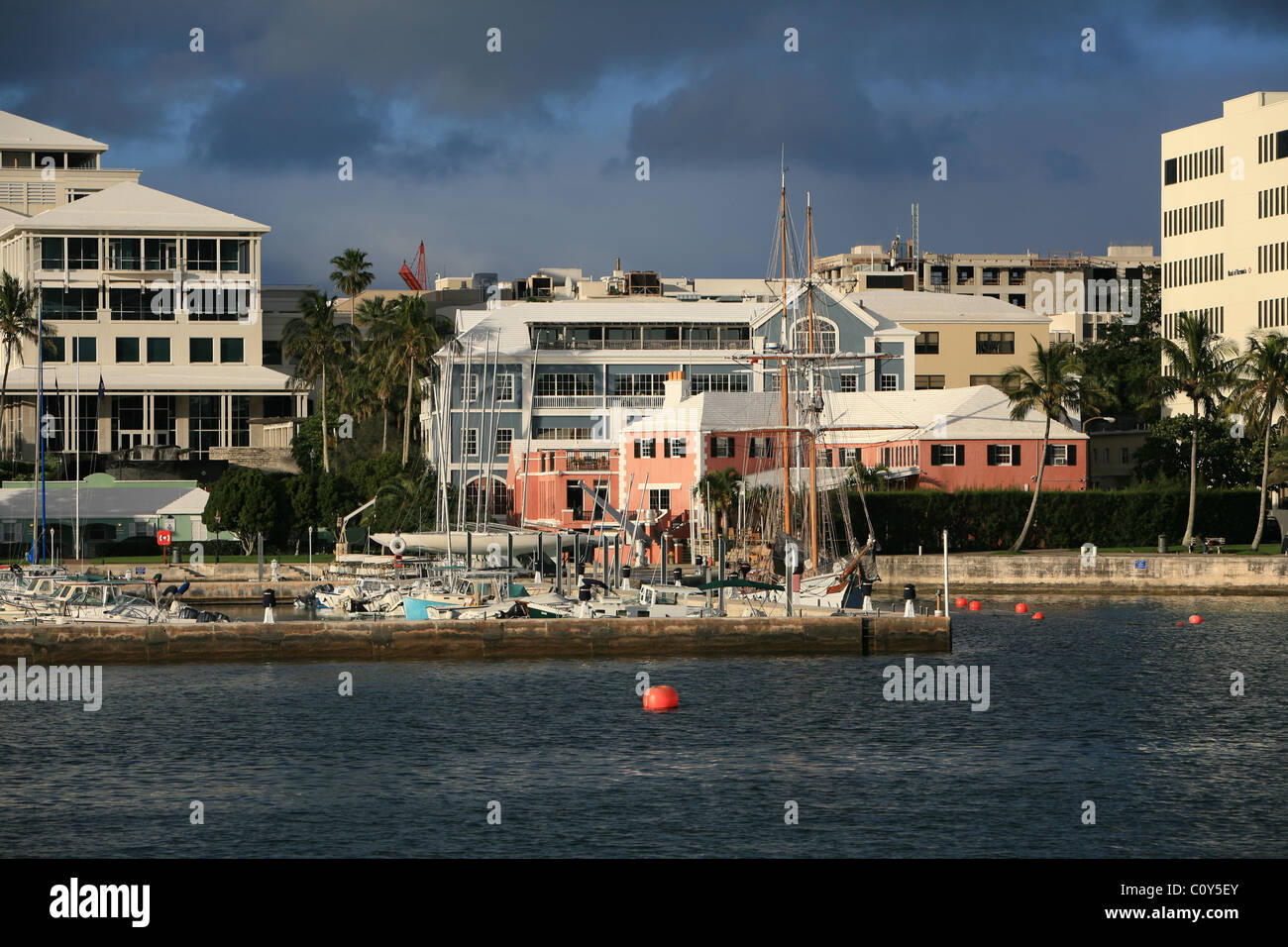 Hamilton town and harbour Bermuda Stock Photo - Alamy