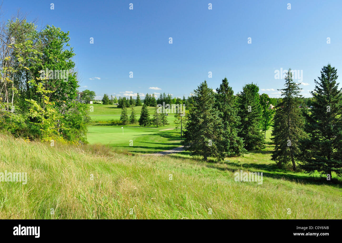 Hillside golf course hi-res stock photography and images - Alamy