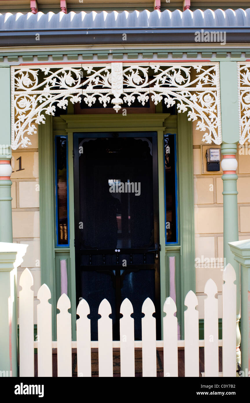 Victorian gate house hi-res stock photography and images - Alamy