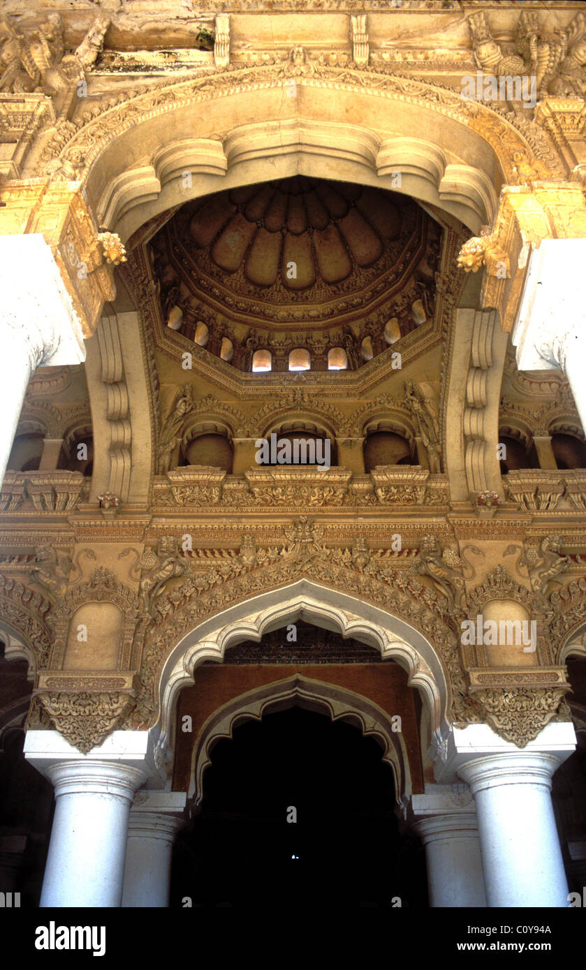 tirumalai niaka palace madurai tamil nadu southern india Stock Photo ...