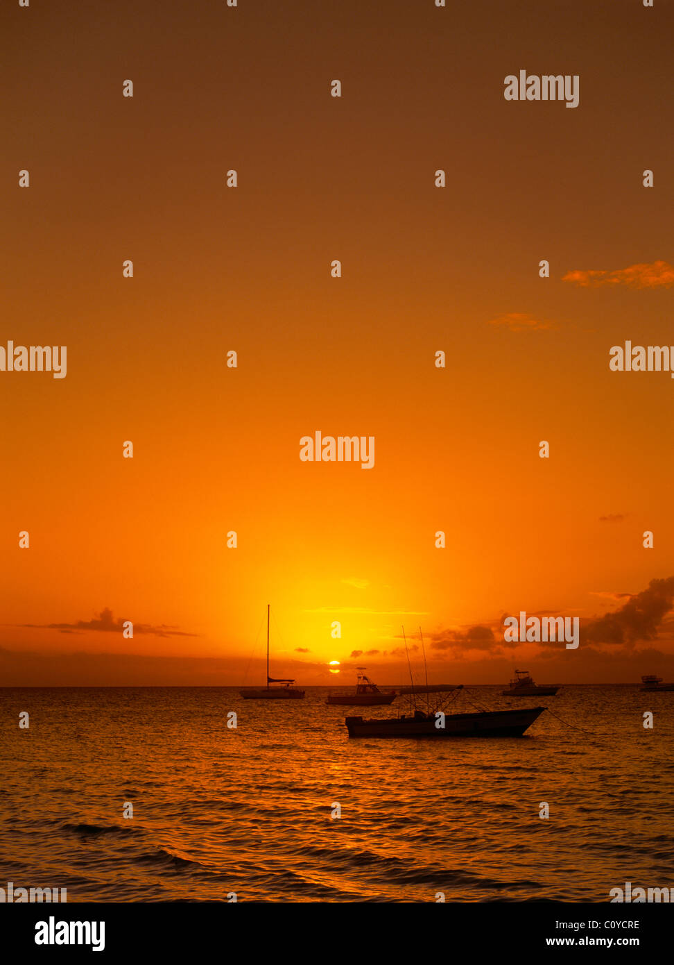 Sunset in on caribbean hi-res stock photography and images - Alamy