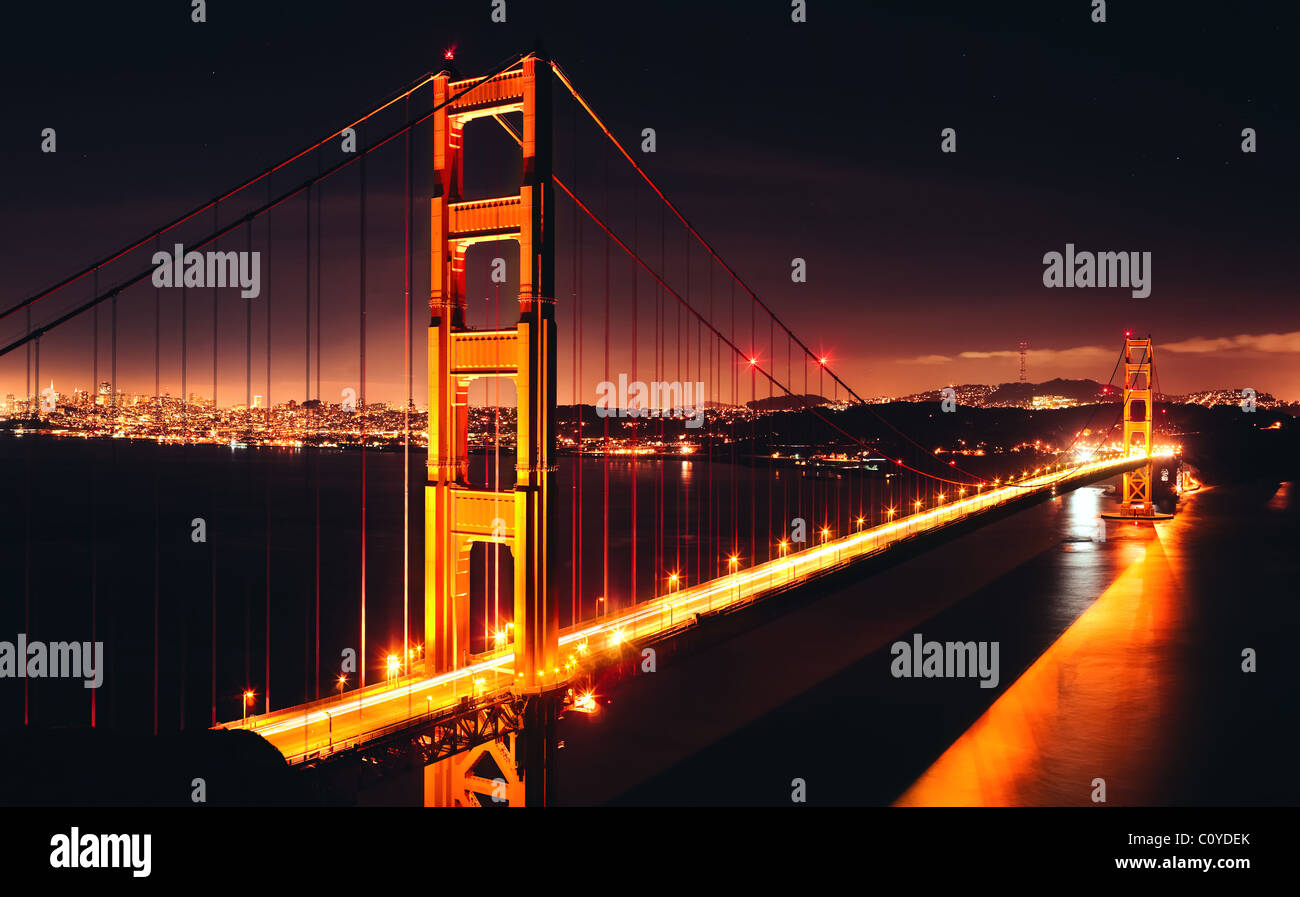 Golden gate at night Stock Photo - Alamy