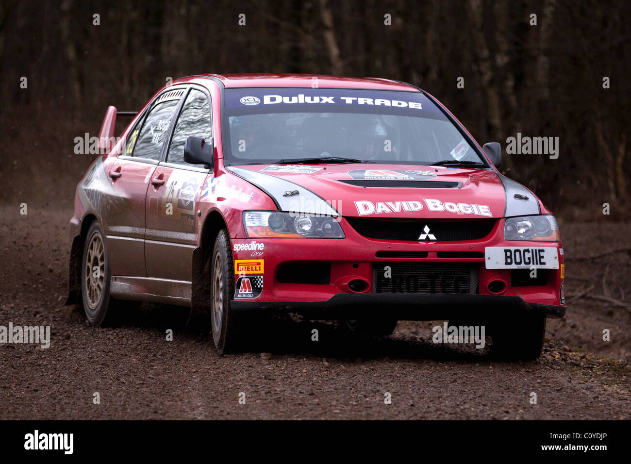 David Bogie running through Wareham Forest at the Sunseeker ...