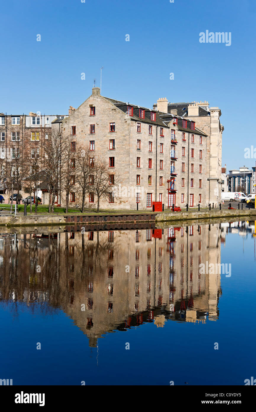 Leith flats hi-res stock photography and images - Alamy