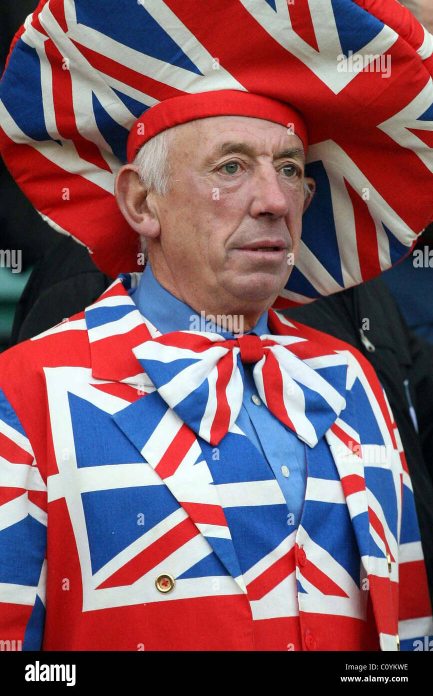 England vs south africa flags hi-res stock photography and images - Alamy