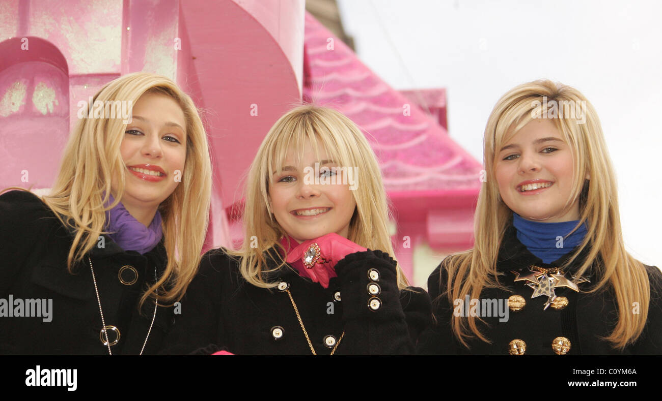 Clique girlz macys thanksgiving parade hi-res stock photography and ...