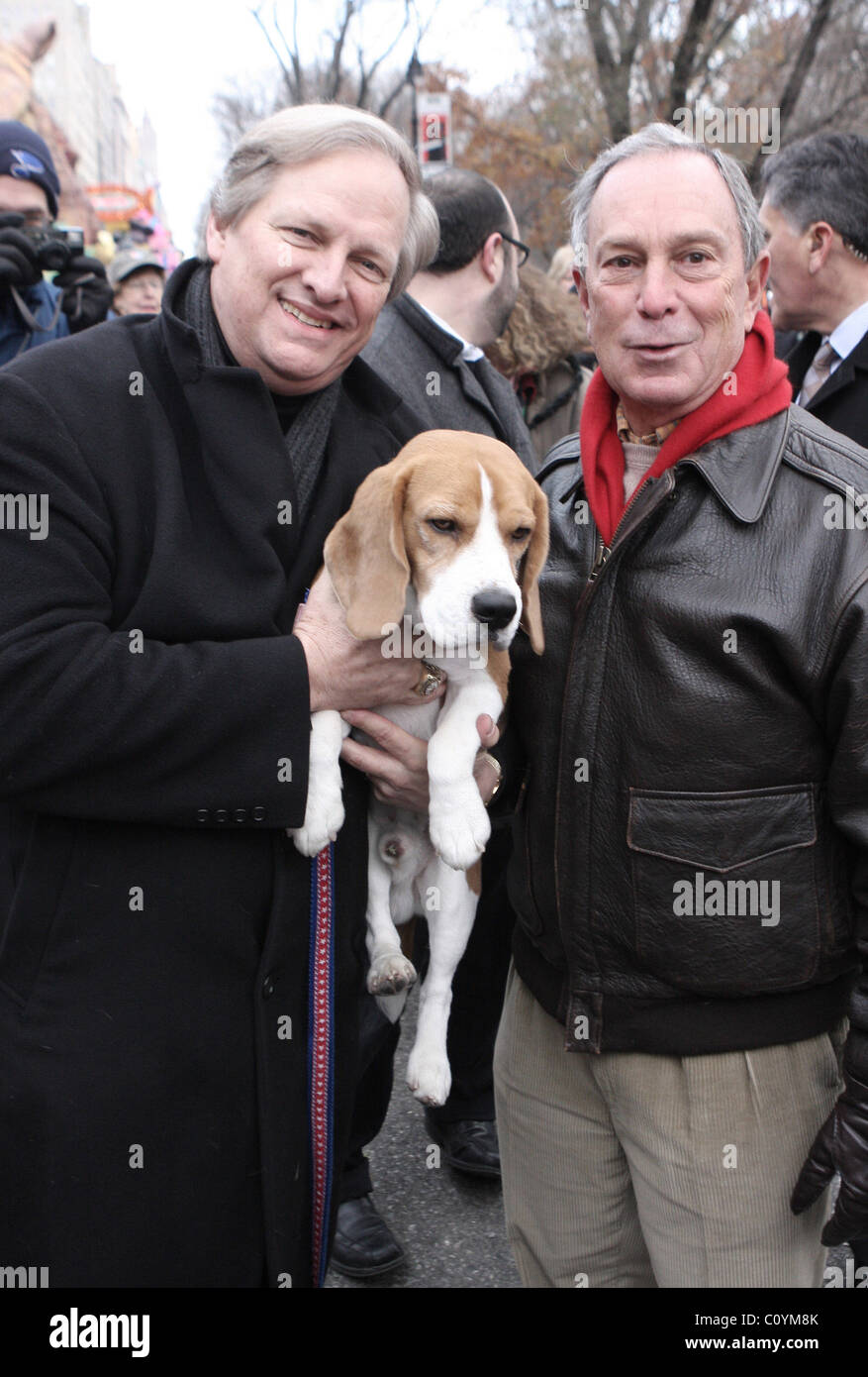 David Frei and Mayor Michael Bloomberg at the Macy's Thanksgiving ...