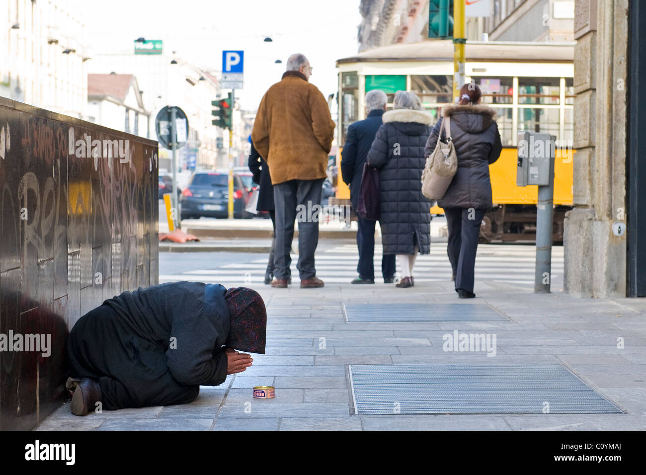 Beggar poverty milan italy hi-res stock photography and images - Alamy