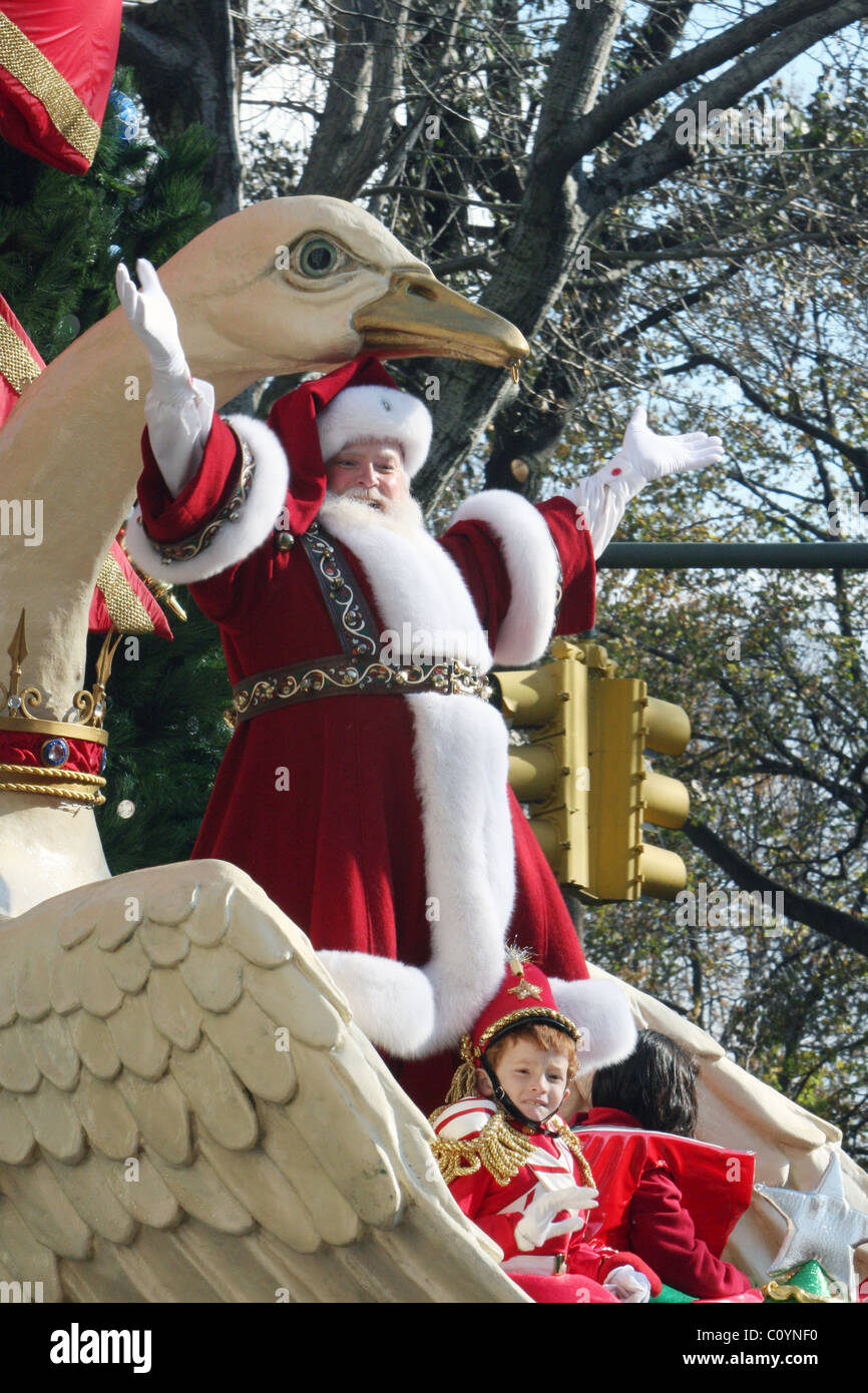 Santa Claus Macys 82nd Annual Thanksgiving Day Parade New York City
