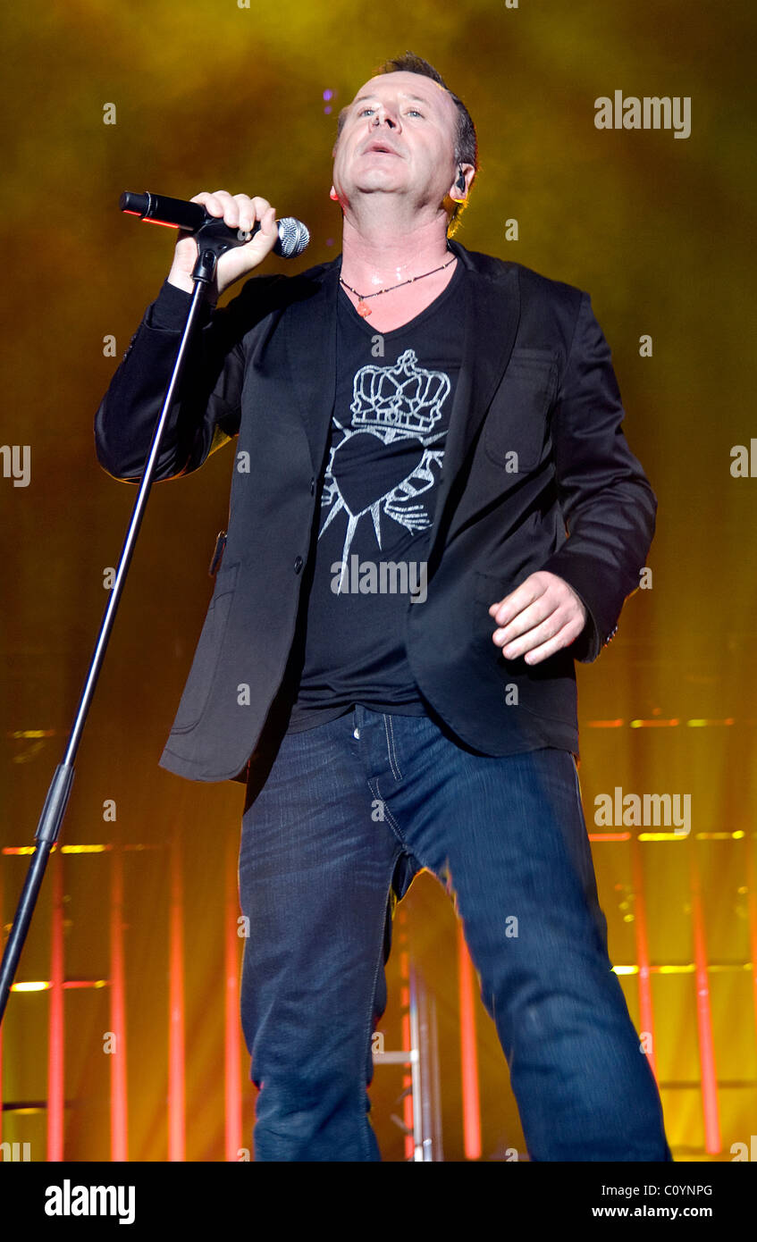 Jim Kerr of Simple Minds performing on the first night of their "30th ...