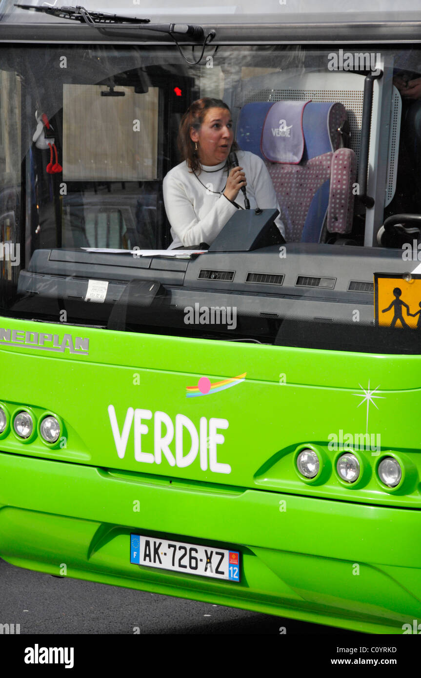 Trafalgar coach tour hi-res stock photography and images - Alamy