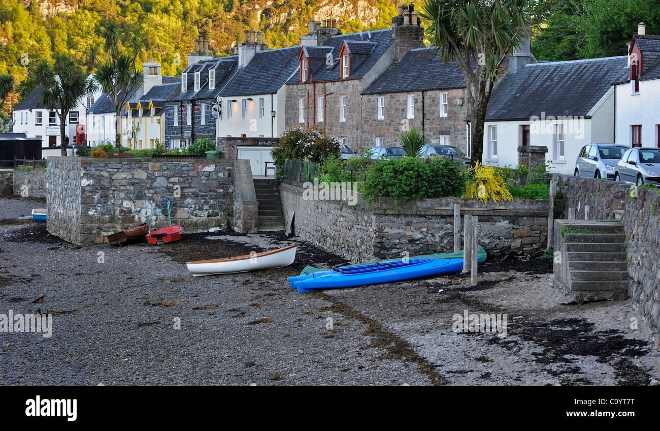 Plockton beach hi-res stock photography and images - Alamy