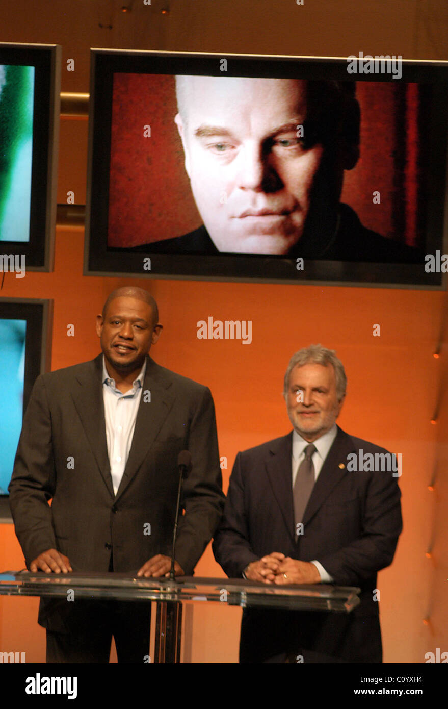 Announcing nominations hi-res stock photography and images - Alamy