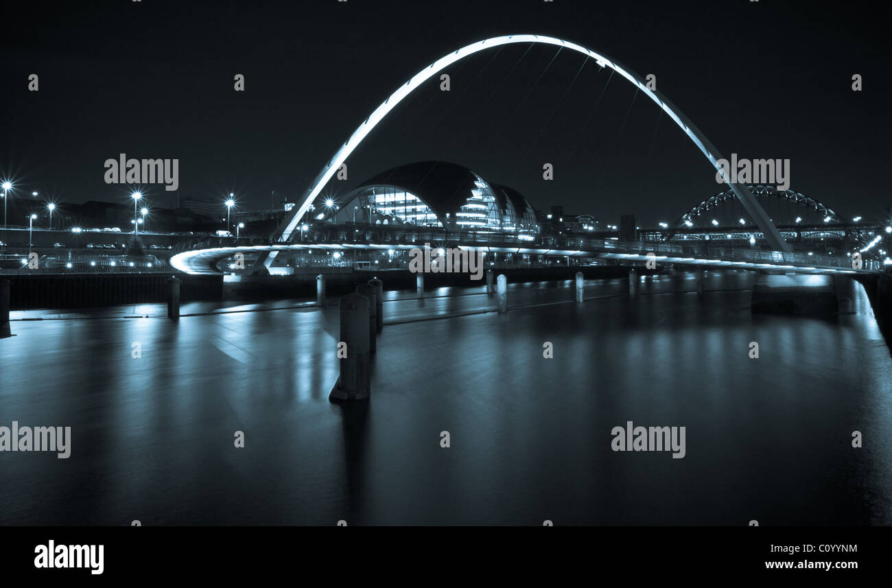 Black and white newcastle gateshead quayside hi-res stock photography ...