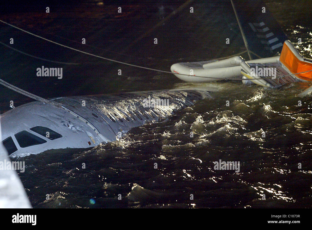 Us airways flight 1549 hi-res stock photography and images - Alamy