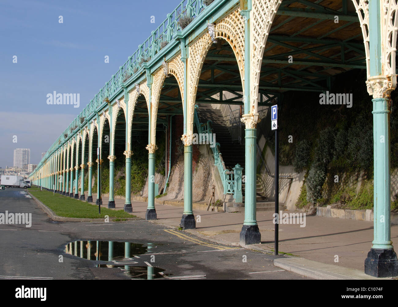 Covered promenade hi-res stock photography and images - Alamy
