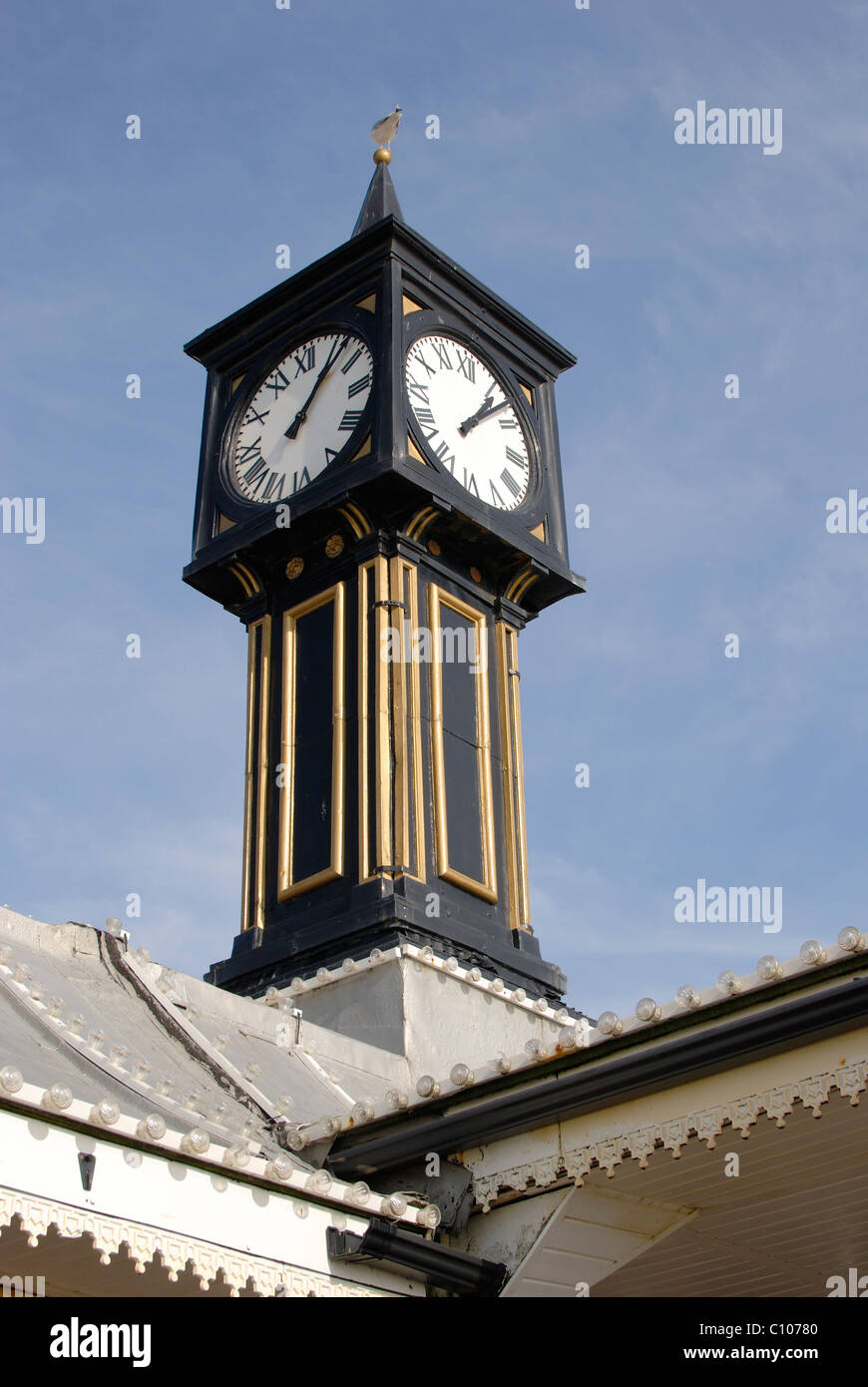 Brighton pier clock hi-res stock photography and images - Alamy