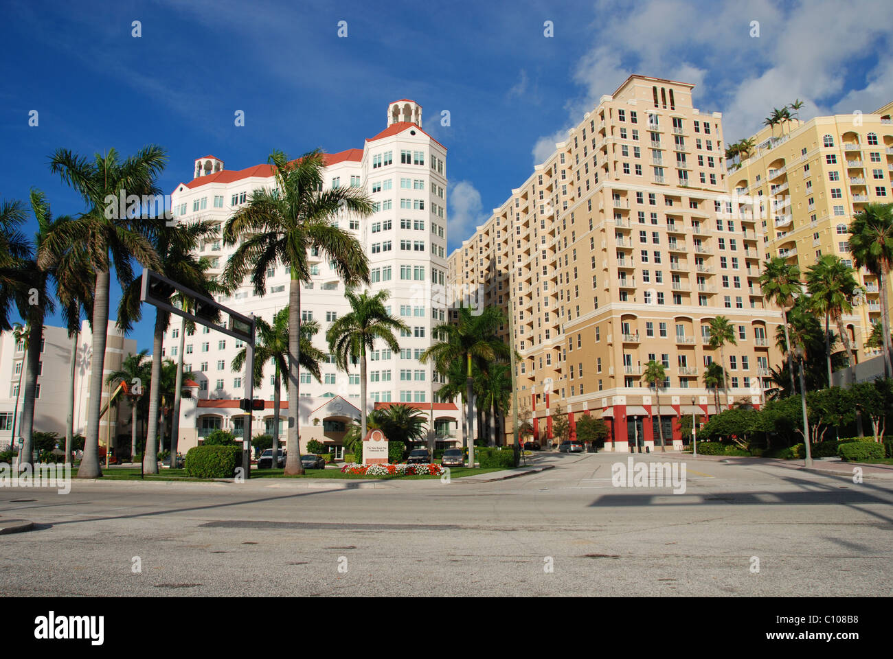 A elegant quarter of Miami, Florida Stock Photo - Alamy