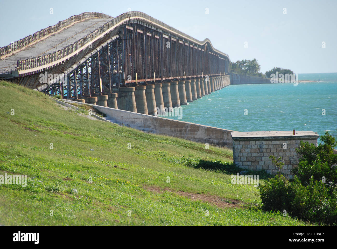 Scenic oceanfront bridge hi-res stock photography and images - Alamy