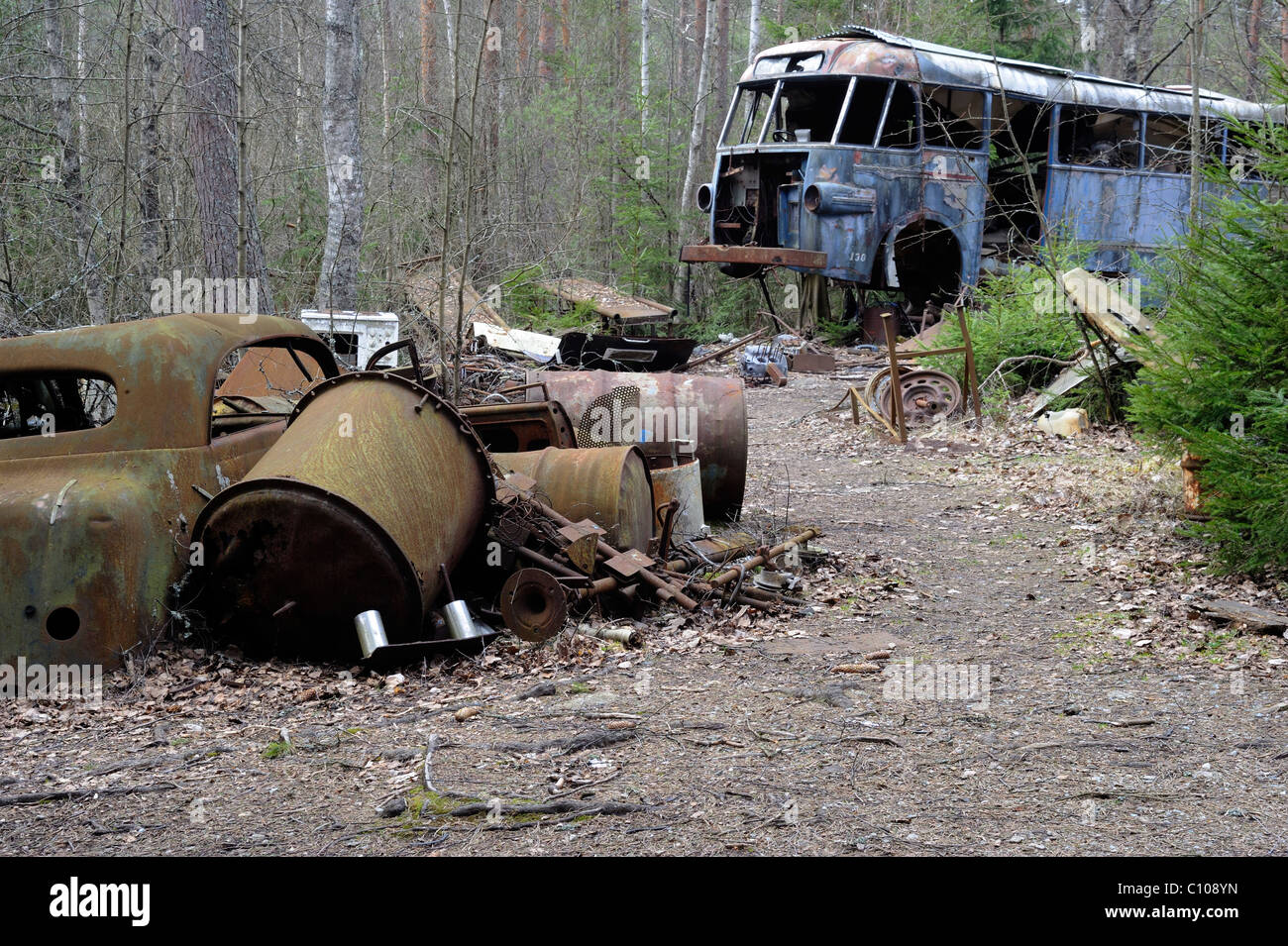 Dilapidated Cars High Resolution Stock Photography and Images - Alamy