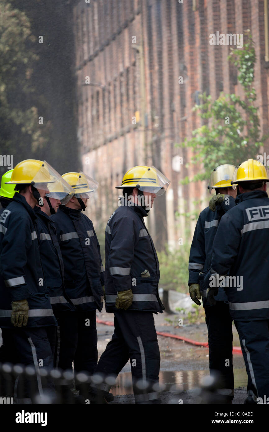 building on fire Stock Photo - Alamy