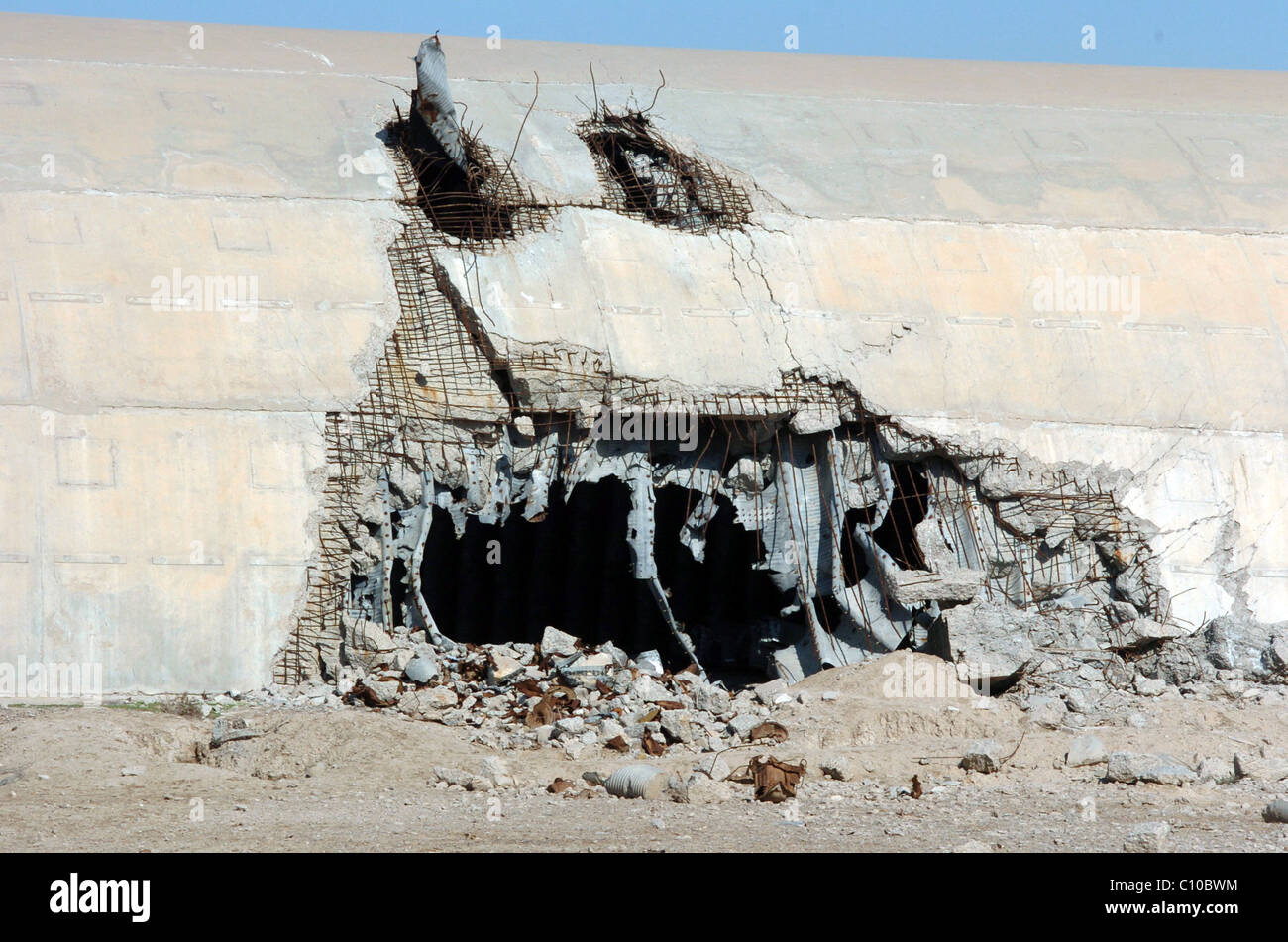 a bomb aircraft bunker by a smart bomb in south of Iraq Stock Photo - Alamy