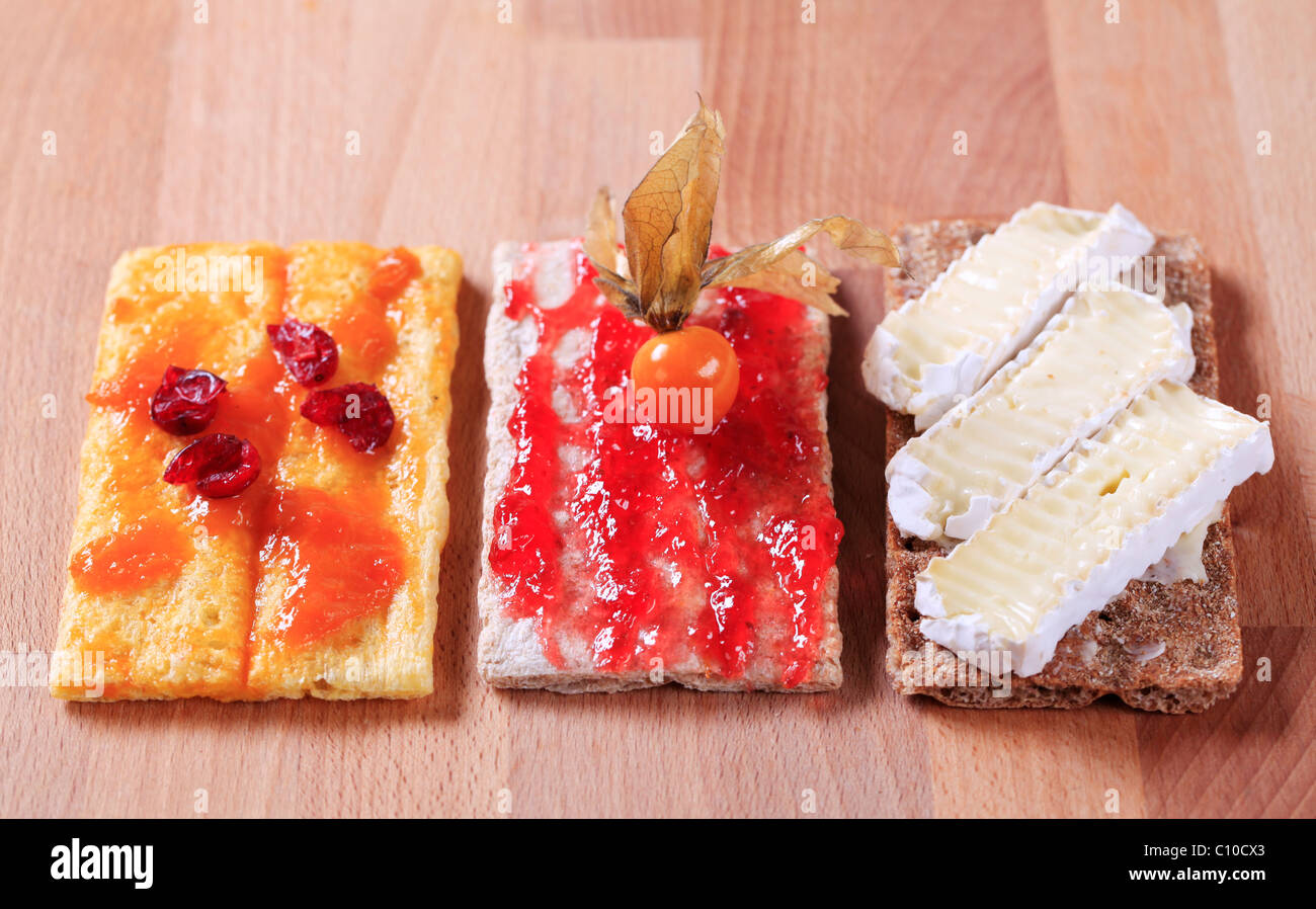 Variety crackers cheese jam hi-res stock photography and images - Alamy