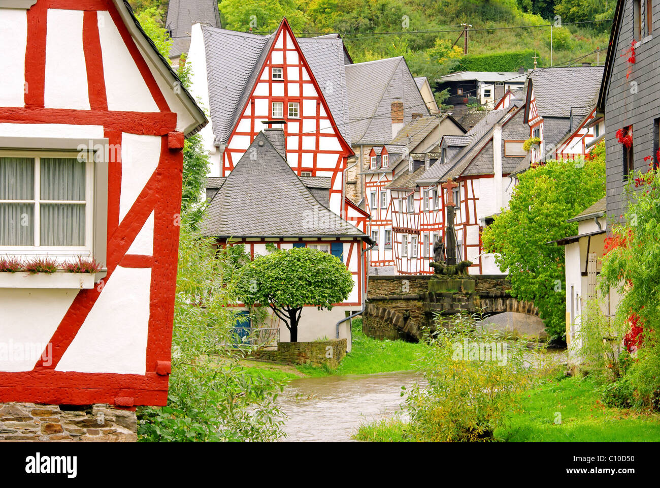 Monreal village hi-res stock photography and images - Alamy