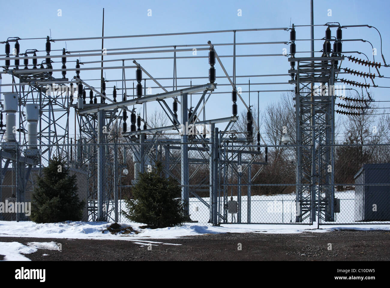 Grid power electricity sub station hi-res stock photography and images ...