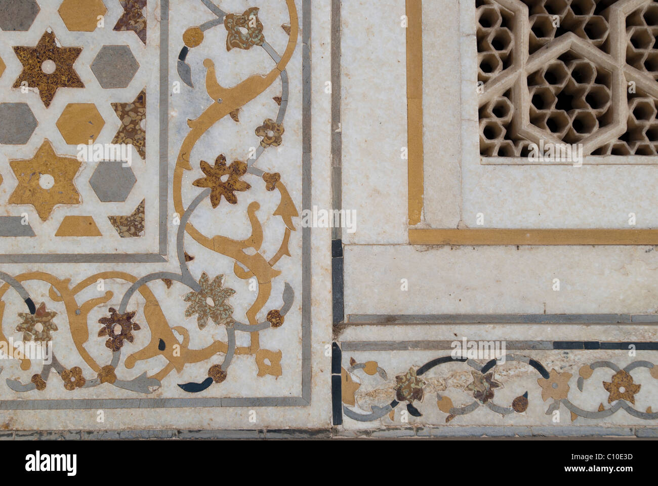Detail of inlay work, Taj Mahal, UNESCO World Heritage Site, Agra ...