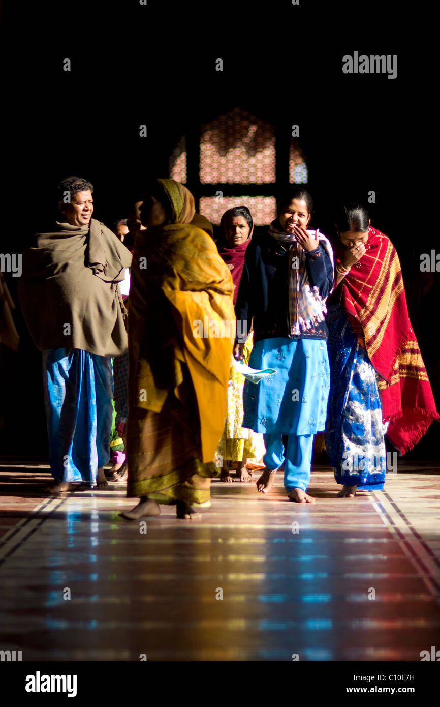 Indian women walking and sharing laugh and gossip Stock Photo - Alamy