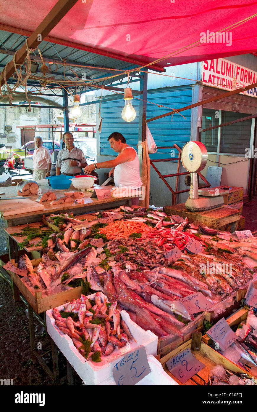 Fresh fish stall in market, Palermo, Sicily, Italy Stock Photo - Alamy