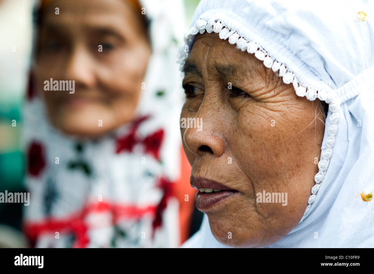 women in market tanjung batu pulau kundur riau islands indonesia Stock ...