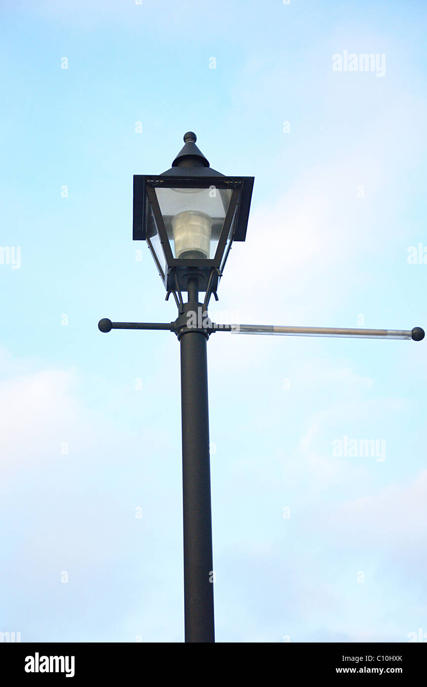 Lampadaire hi-res stock photography and images - Alamy
