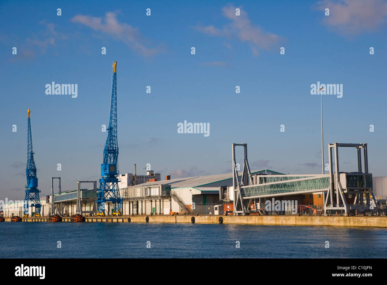 England Uk United Kingdom Britain British Docks Crane Cranes High ...