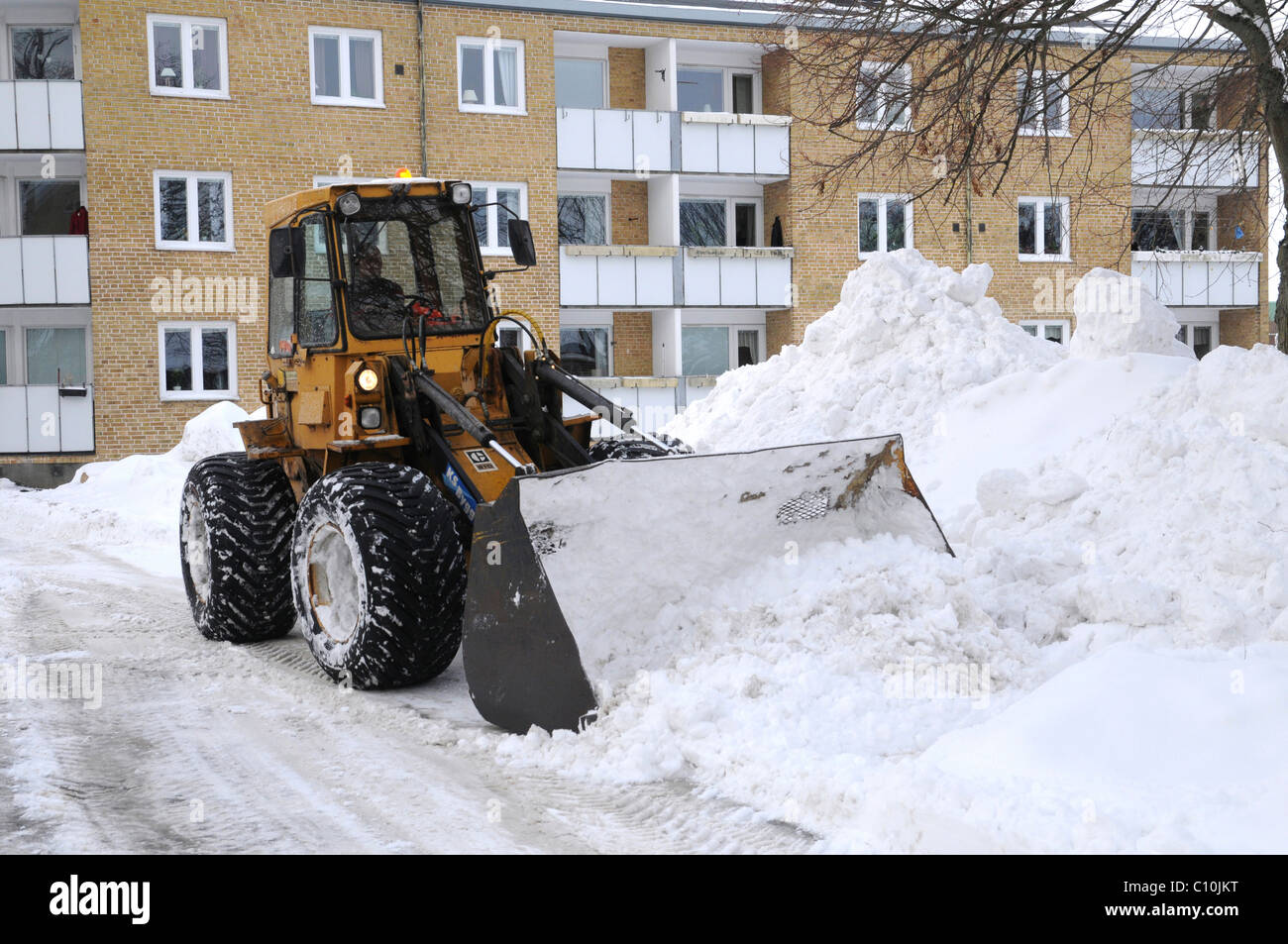 Snow clearing vehicles hi-res stock photography and images - Alamy