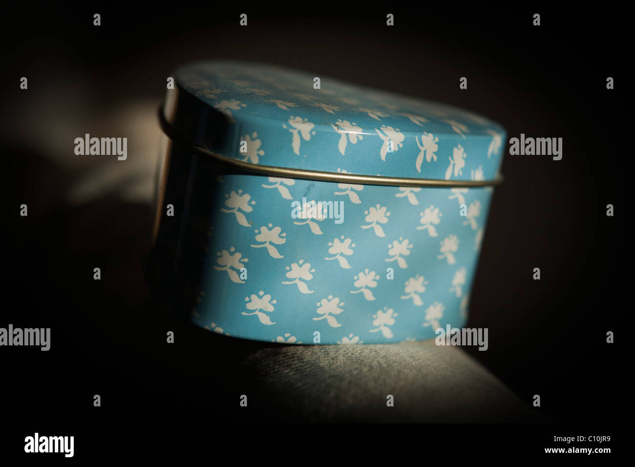 Blue metal box Stock Photo - Alamy