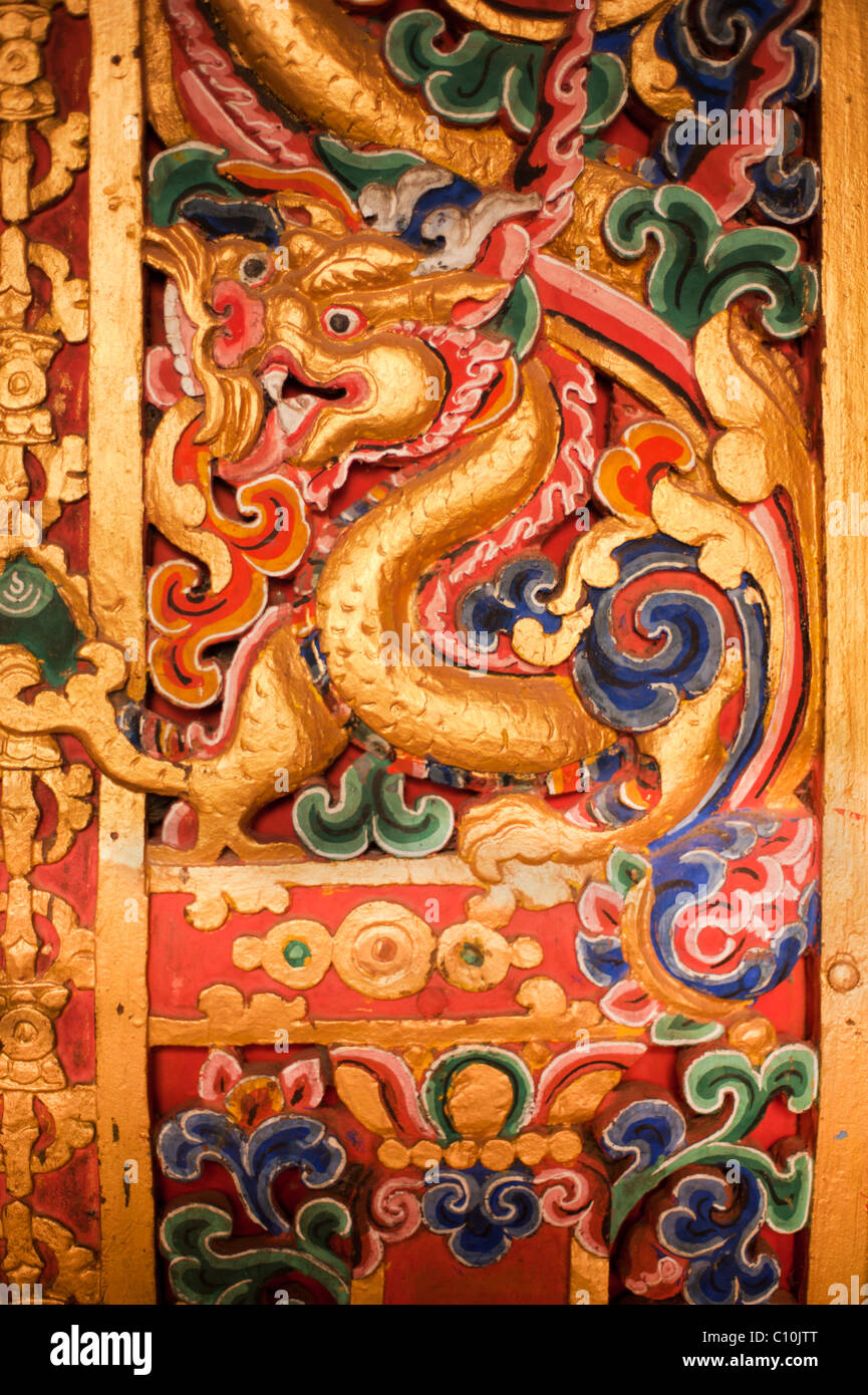 Bhutanese dragon design hi-res stock photography and images - Alamy