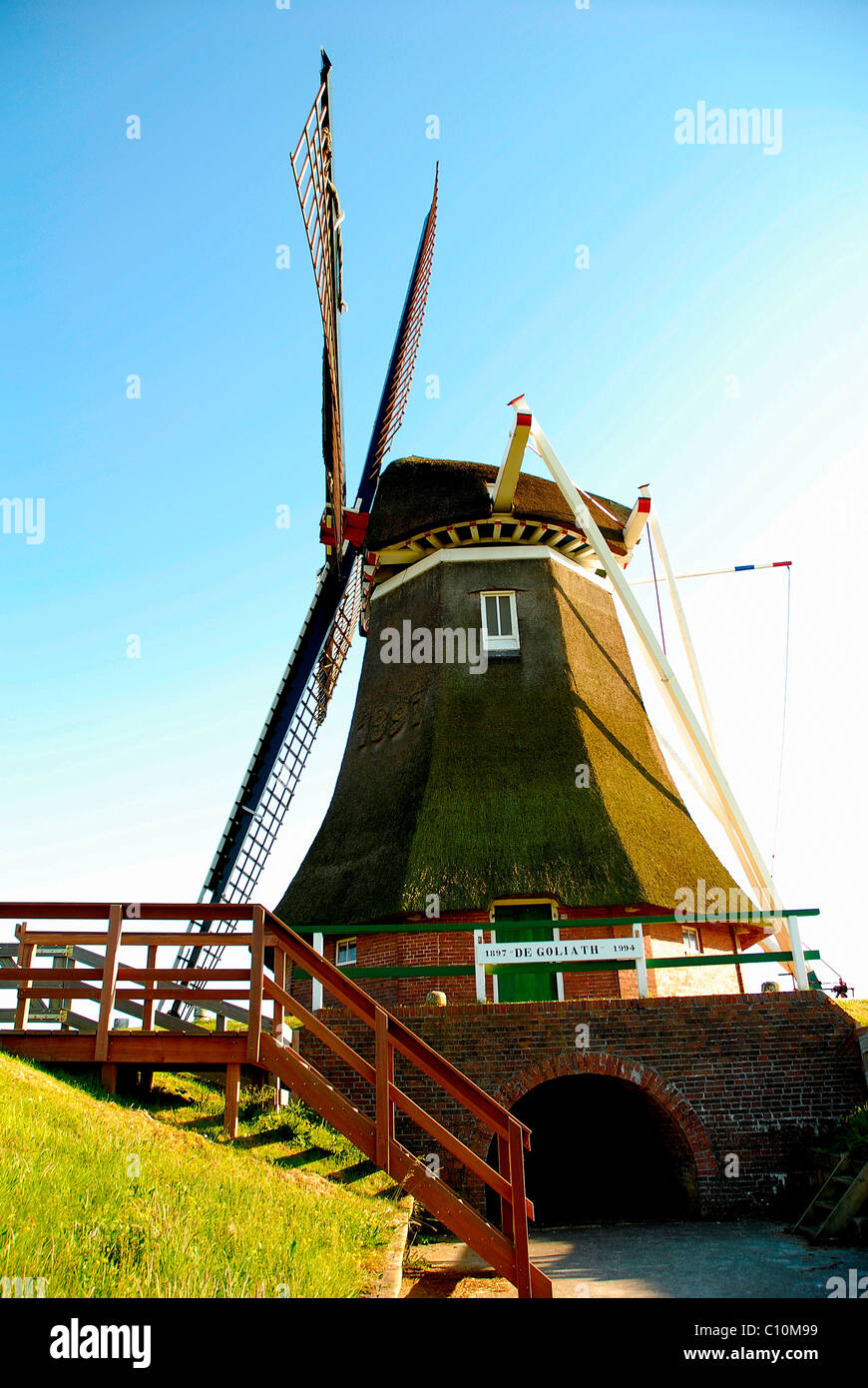 Dutch tunnel hi-res stock photography and images - Alamy